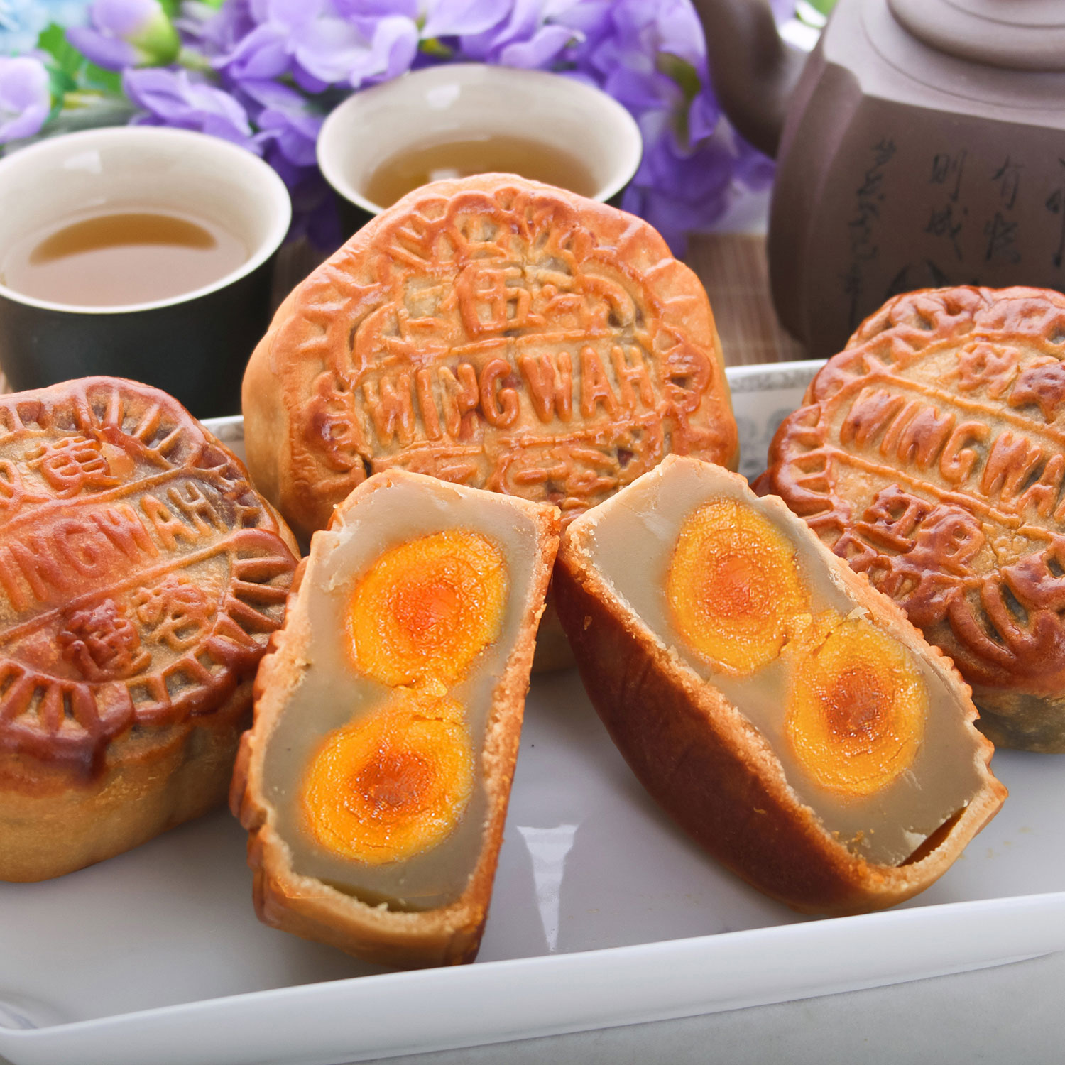 WING WAH Assorted Mooncake 740g Tak Shing Hong WING WAH Assorted Mooncake 740g Tak Shing Hong